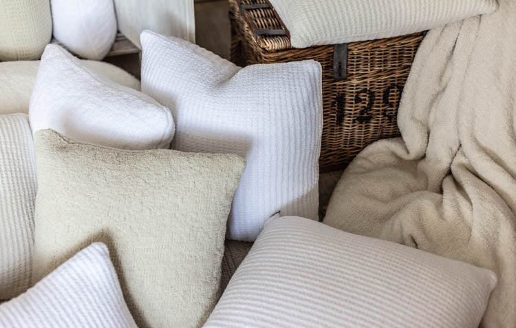 Luxury Blankets & Throws | Kashwére